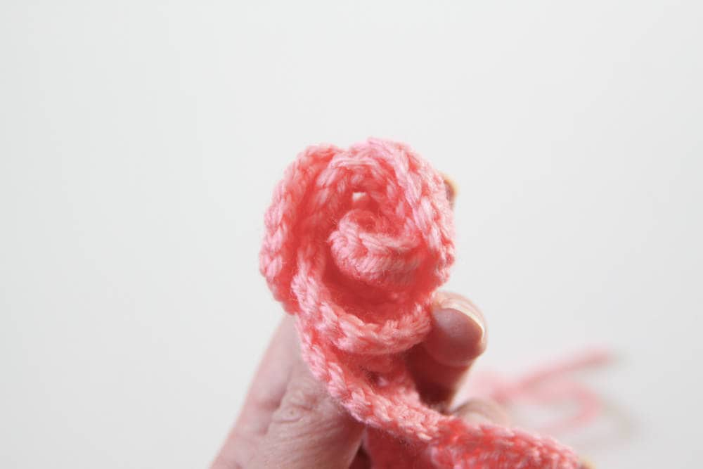 Realistic Crochet Rose Pattern 3-D Floral Jewelry Flowers | Etsy UK