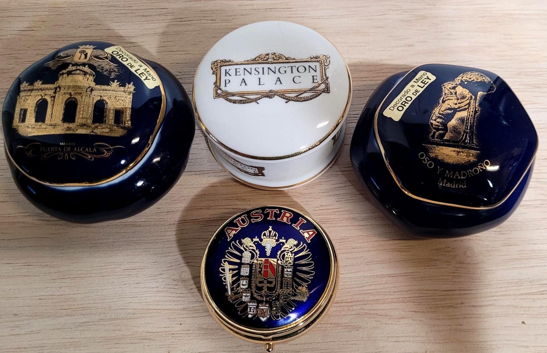 Vintage European Porcelain Trinket Boxes Lot – Pill Box Kensington ...
