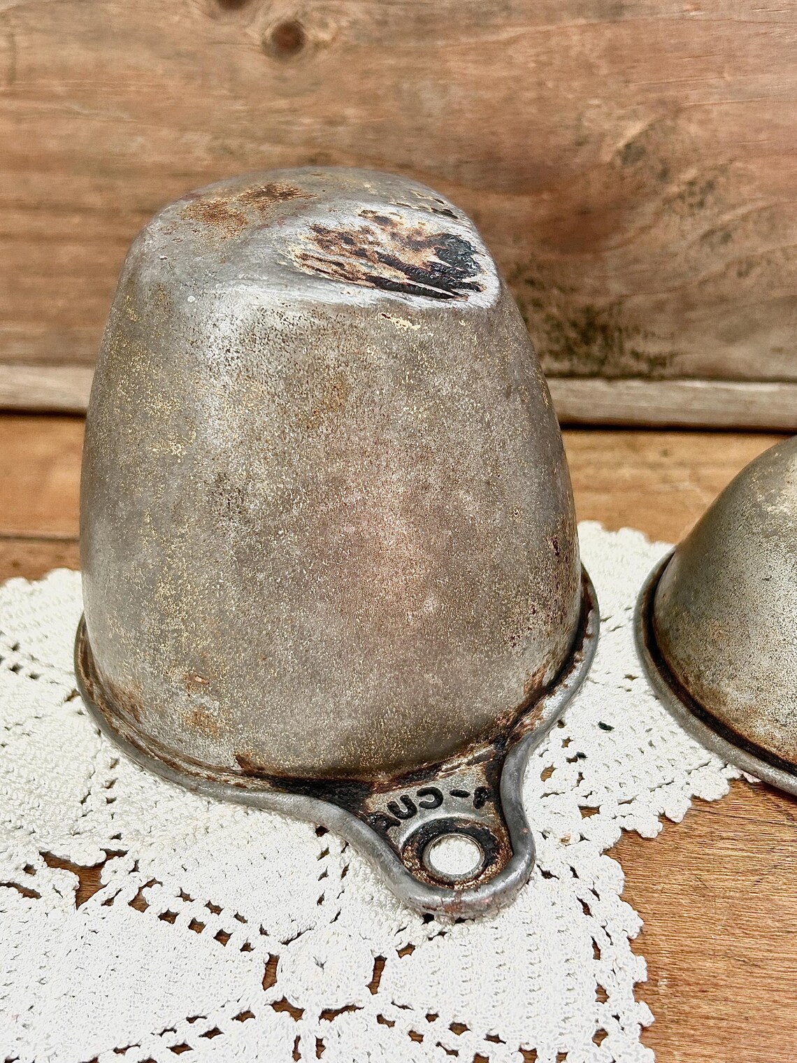 Rusty Tin Kitchen Measuring Cups Shabby Chic Kitchen Decor - Etsy