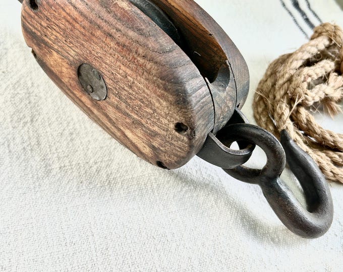 Rustic Vintage Pulley | Wooden Pulley With Iron Hook and Old Rope ...