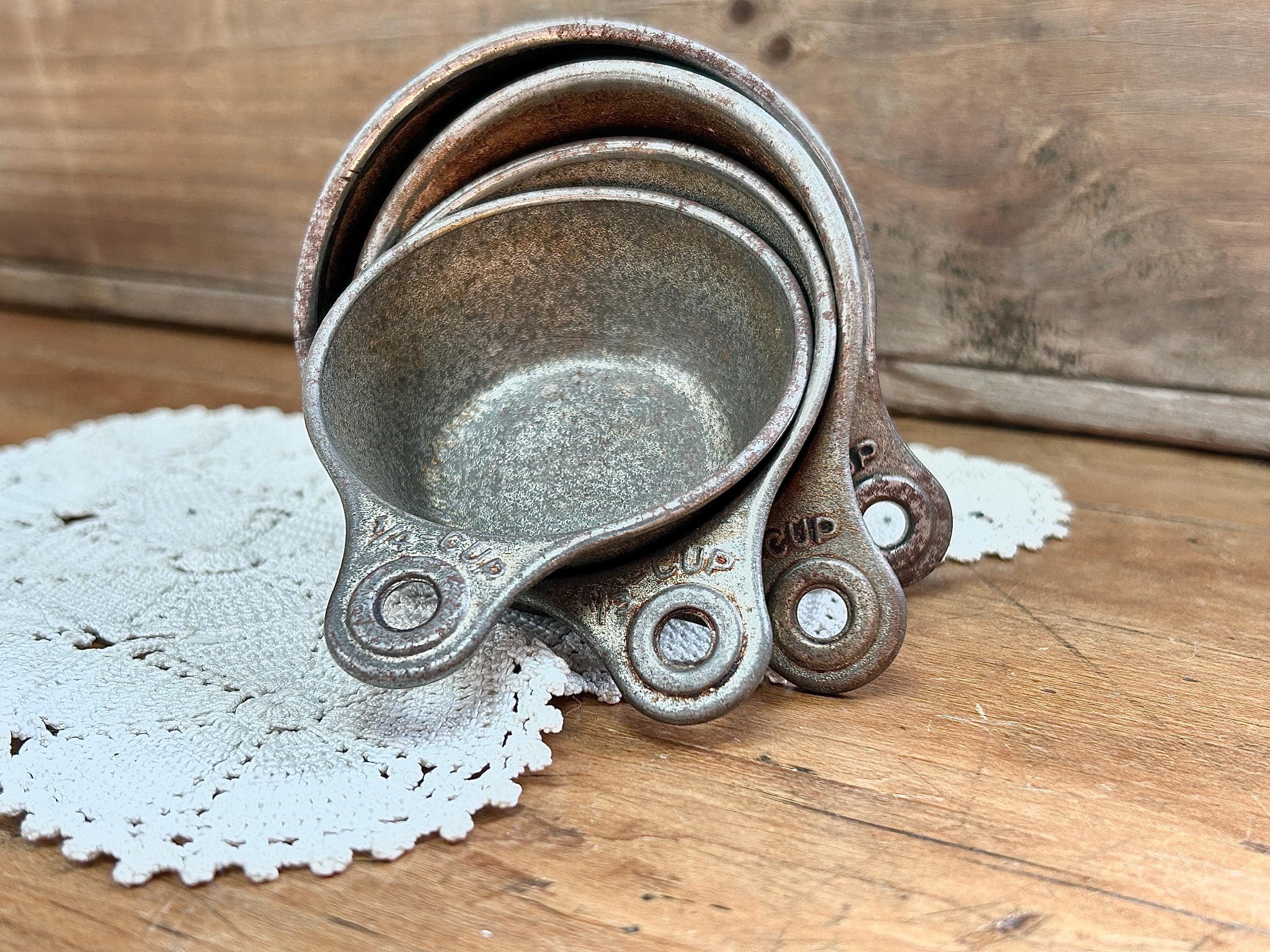 Rusty Tin Kitchen Measuring Cups Shabby Chic Kitchen Decor - Etsy