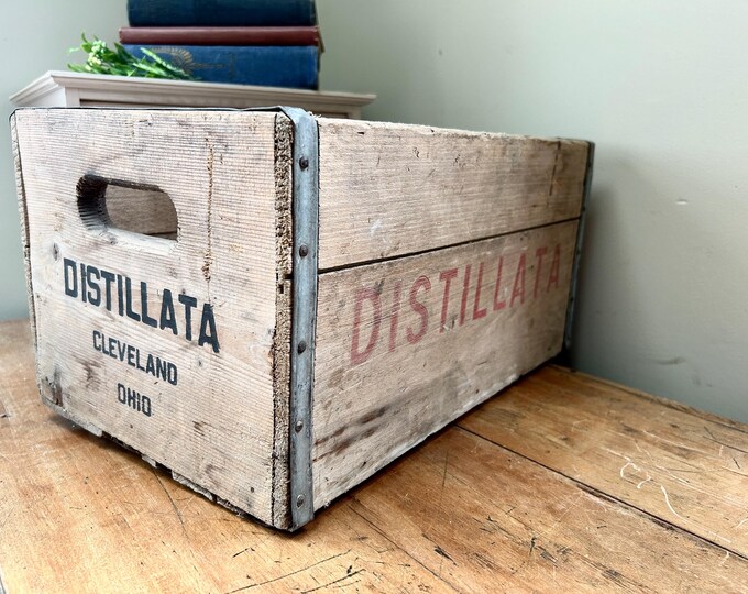 Vintage Wood Shipping Crate Box | Distillata Cleveland Ohio | Farmhouse ...
