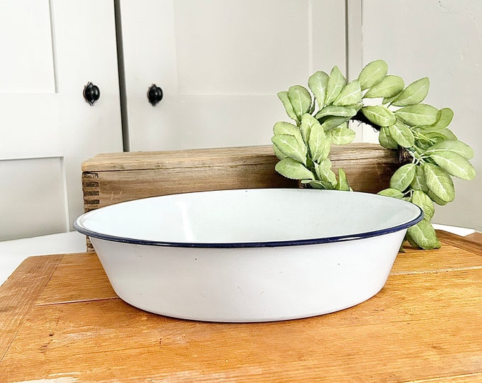 Vintage White Graniteware Enamelware Basin With Dark Navy Blue Rim - Etsy