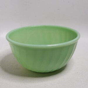 Vintage Anchor Hocking Jadeite Fire King Bowl Swirl Pattern 7 Inches ...
