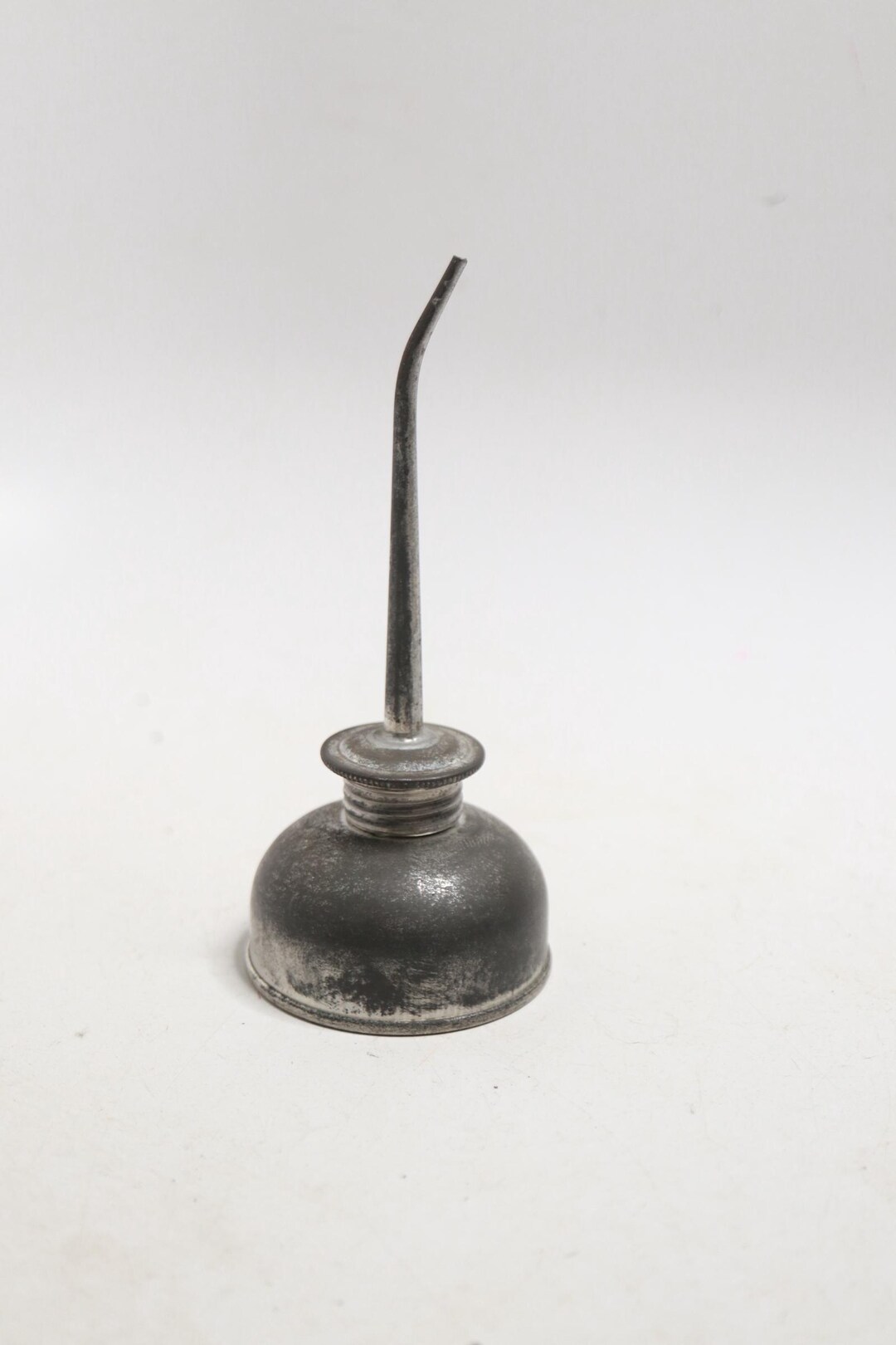 Vintage Midget Tin Thumb Oil Can Made in Japan Small Tip Tin Oil Can ...