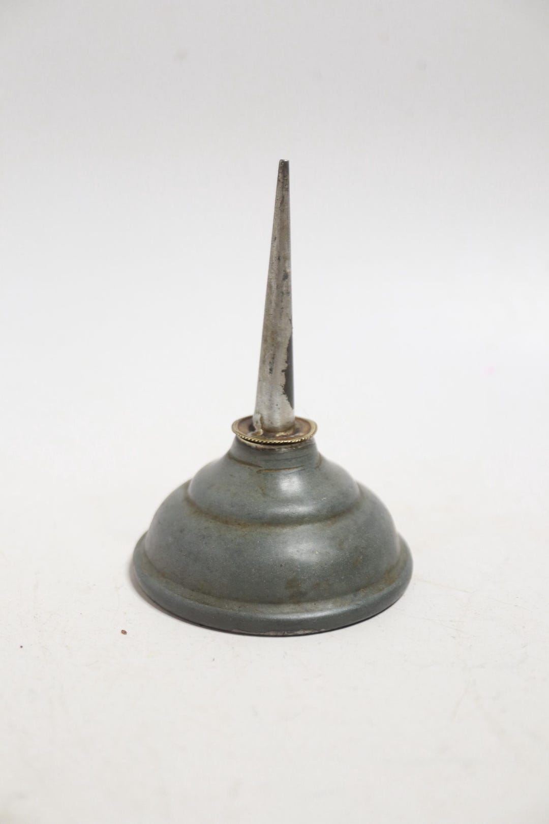 Vintage Thumb Oil Can - 3 1/4" - Vintage Oil Can - Sewing Machine Oil ...
