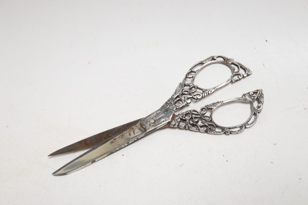 Antique E. Bercigli Firenze Italia Scissor Antique Sewing Scissors ...