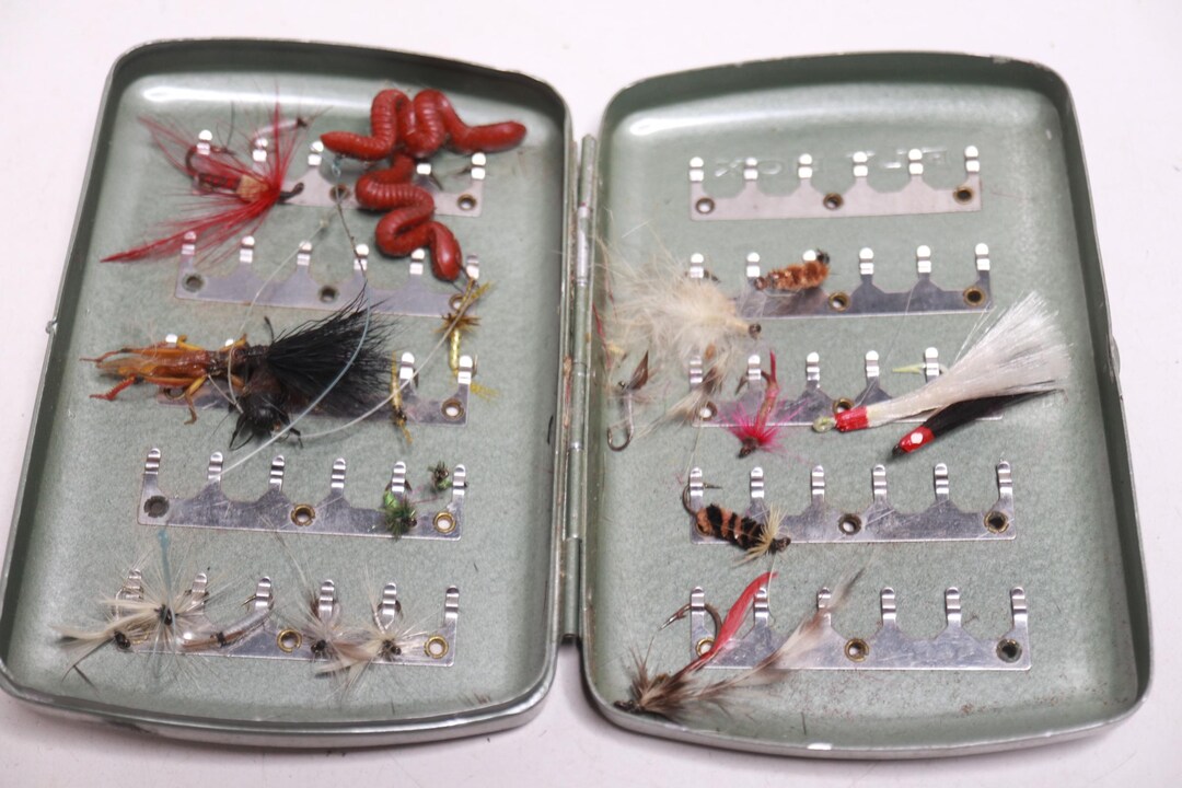Vintage Fly Fishing Case Aluminum Fishing Lure Case Vintage Fly Fishing ...