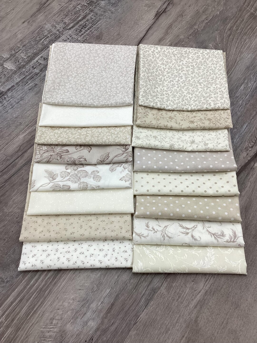 3 Sisters Favorite Vintage Linens Fat Quarter Bundle. Contains 16 Fat ...