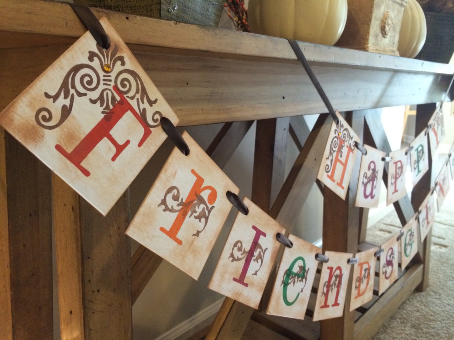 Happy Friendsgiving Fall Sign / Fall Decoration / Thanksgiving | Etsy