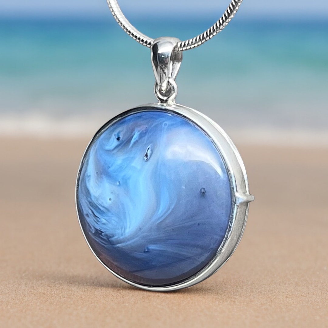 Leland Blue Locket Sterling Silver 23mm Round - Etsy 日本