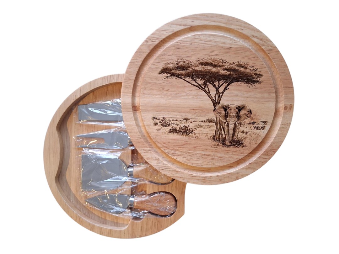 Elephant & Acacia Tree Design Cheese Set With Tools (21cm Dia. X 4cm ...