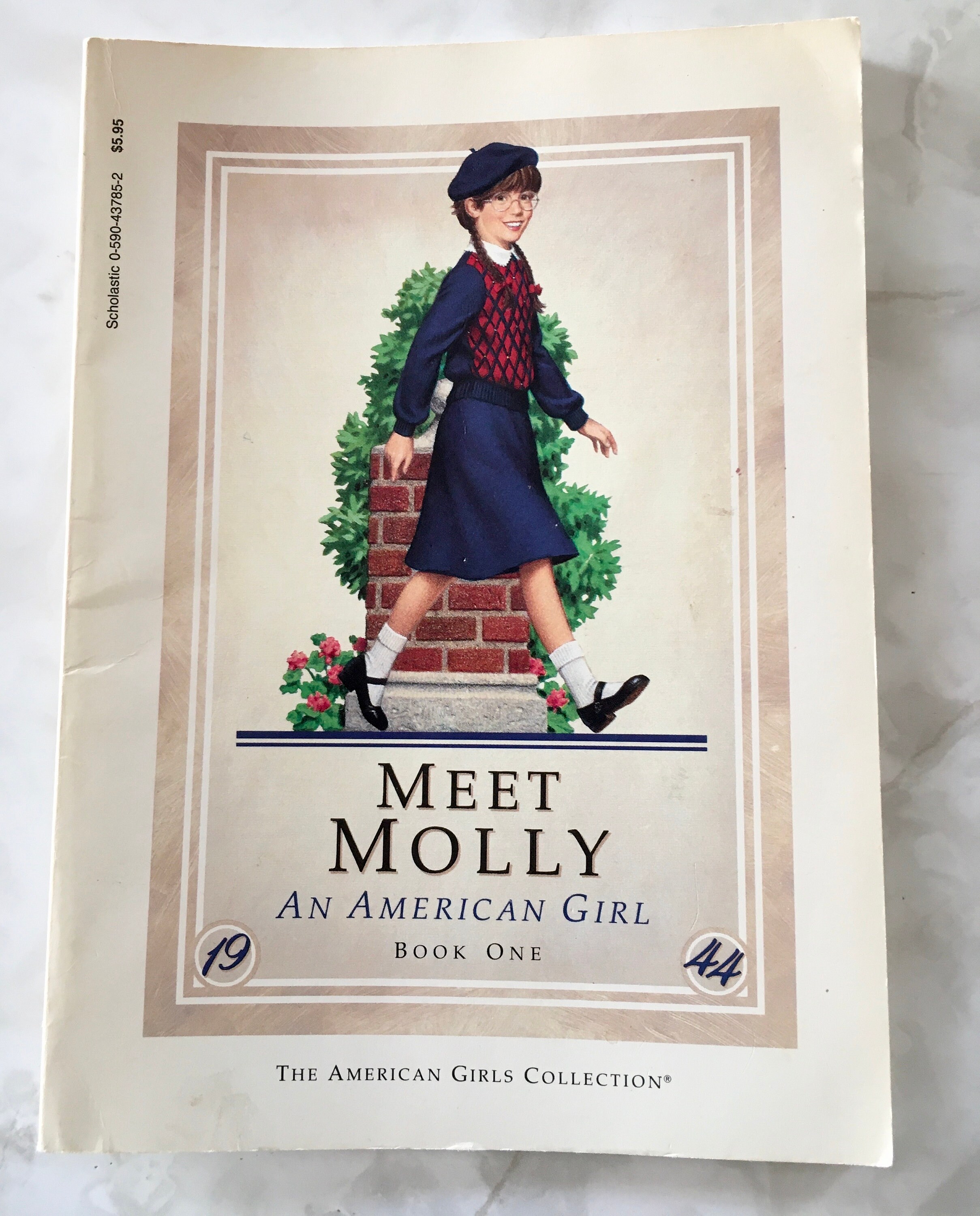 American Girl meet Molly an American Girl Book 1 Previously Loved - Etsy