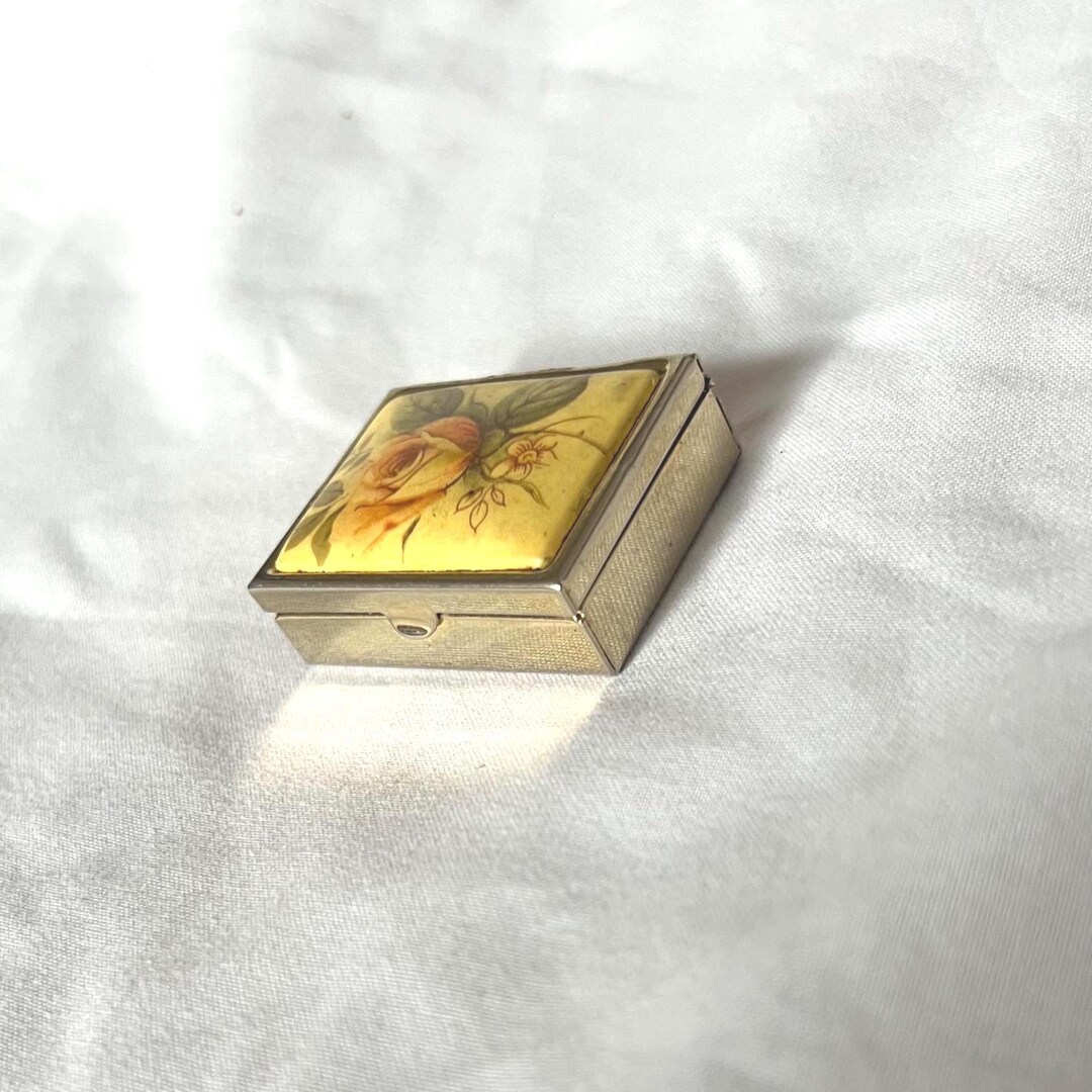 Vintage Divided Pill Box With Floral Ceramic Lid – Compact Storage ...