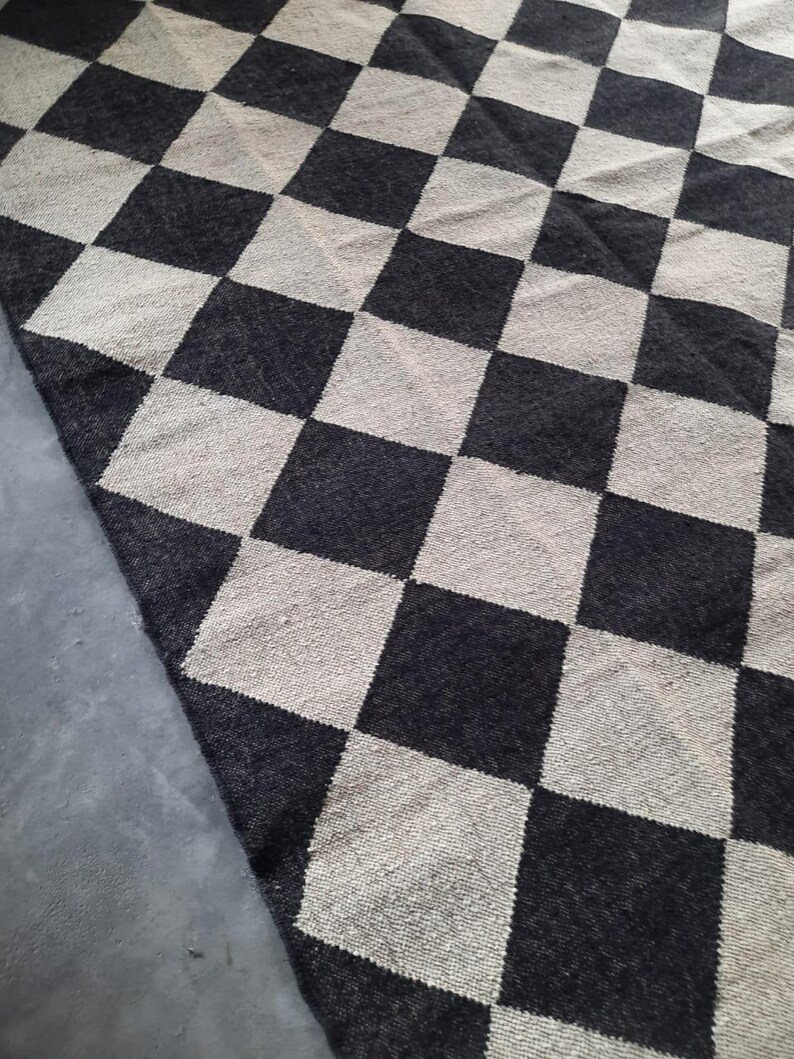 Handwoven Wool Jute Rug | Black and White Diamond Pattern - Etsy