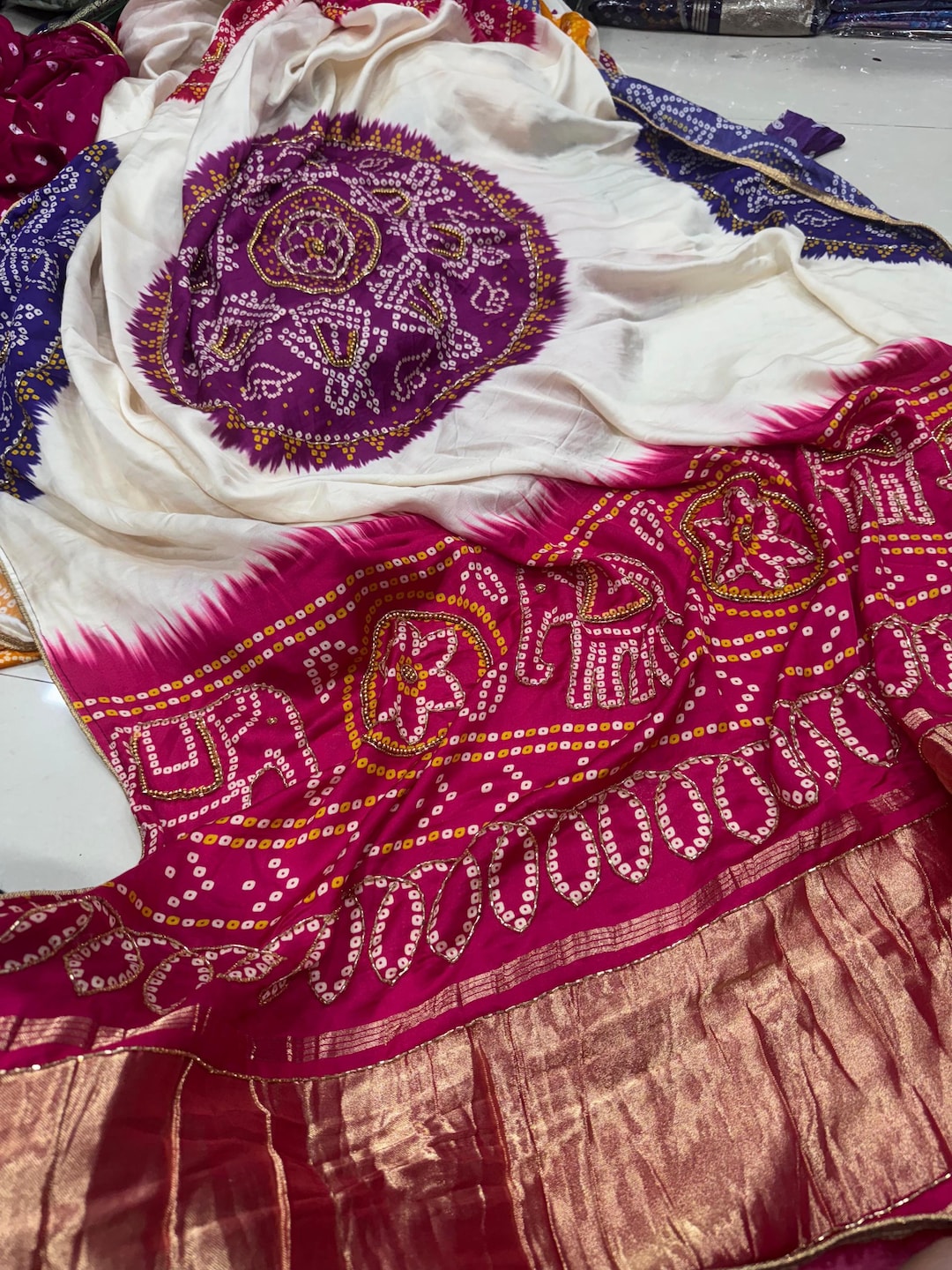 Pure Gaji Silk Bandhani Saree | Gota Patti Handwork | Lagdi Patta Pallu ...