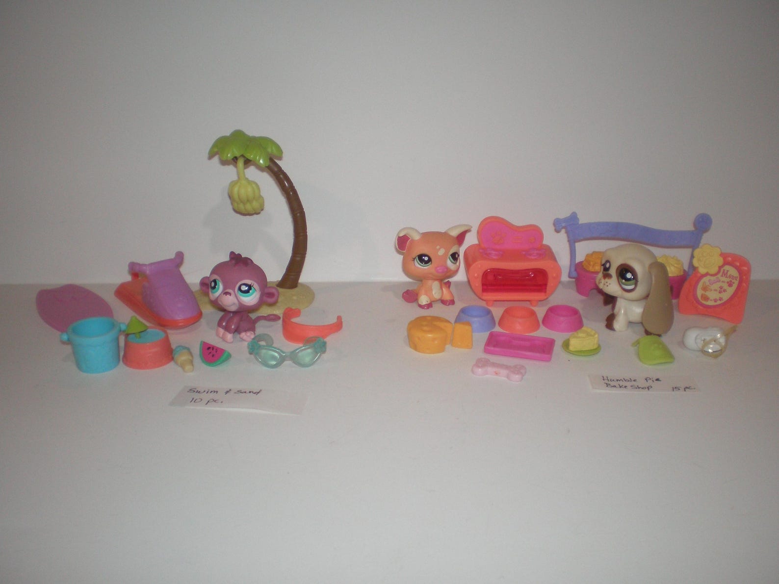 LPS Littlest Pet Shop Playsets: Humble Pie Bakeshop Hasbro 1594 Bassett ...