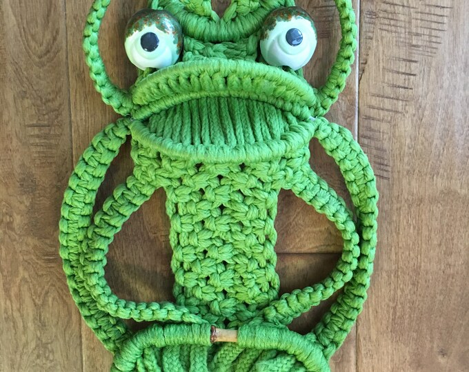 1970's Green Frog Macrame Wall Art Towel Holder With Ceramic Eyes- Frog Lover, Frog Macrame ...