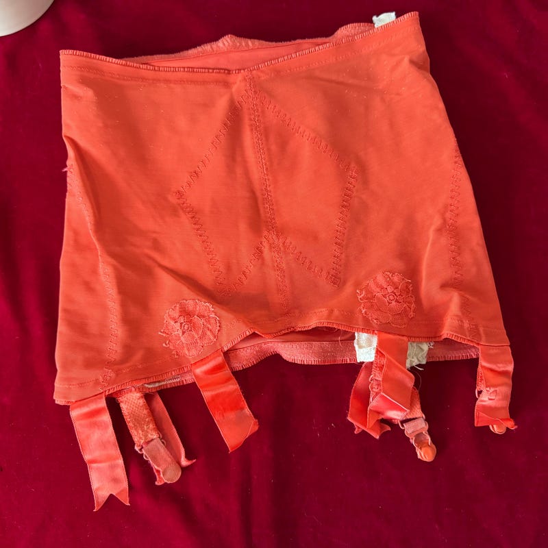 Louis Girdles - Etsy Canada