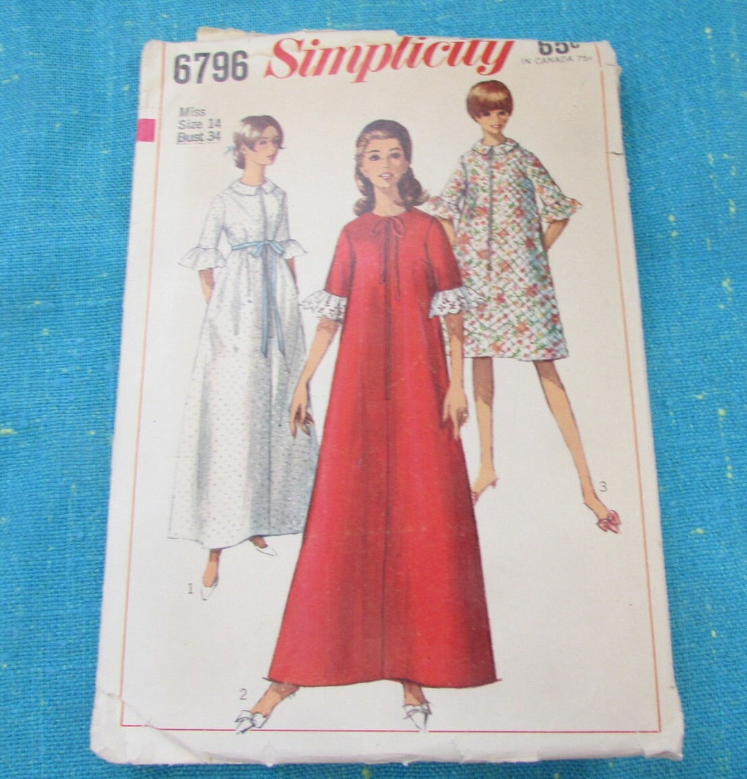 RARE 1966 Simplicity Sewing Pattern 6796 Misses Front Zip Robe With ...