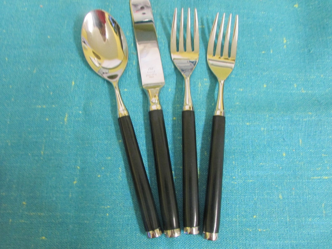 Vintage NEVER USED Set of 4 Trend Pacific Silver and Black Handle 2 ...