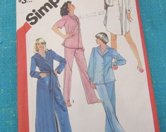 Vintage Sewing Pattern UNCUT Simplicity 7958 Size 16-18 Robe - Etsy