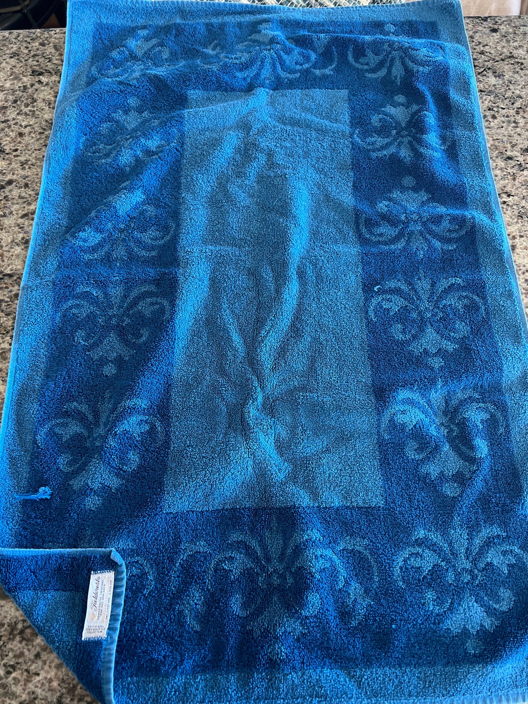 Vintage Fieldcrest Imperial Collection Royal Blue Fleur De Lis ...