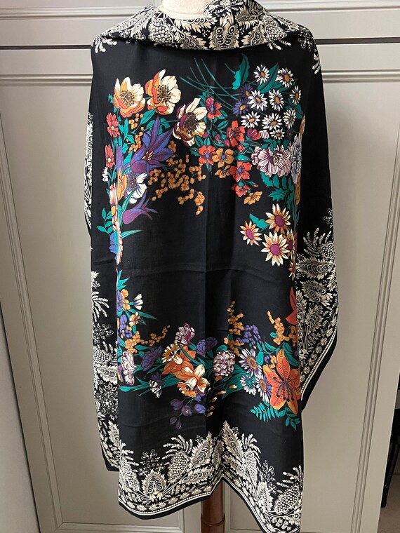 red paisley shawl vintage - Gem