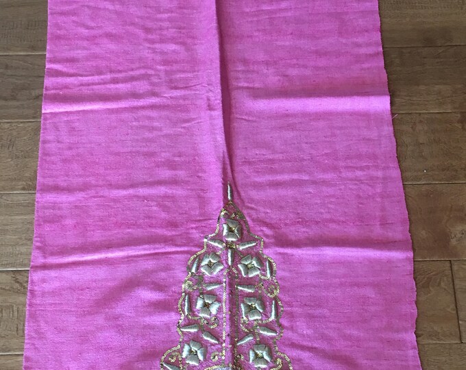 Vintage Hot Pink Raw Silk Fabric With Gold Floral Medallion Hem 48 W X ...