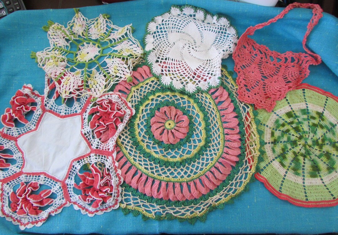 Lot of 6 Large Vintage Coral Pink and Green Crocheted Floral Doilies ...