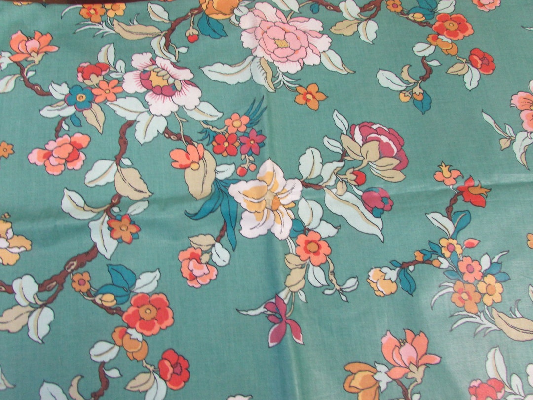 Vintage Jay Yang Sage Green Floral Cotton Chintz Upholstery Fabric ...