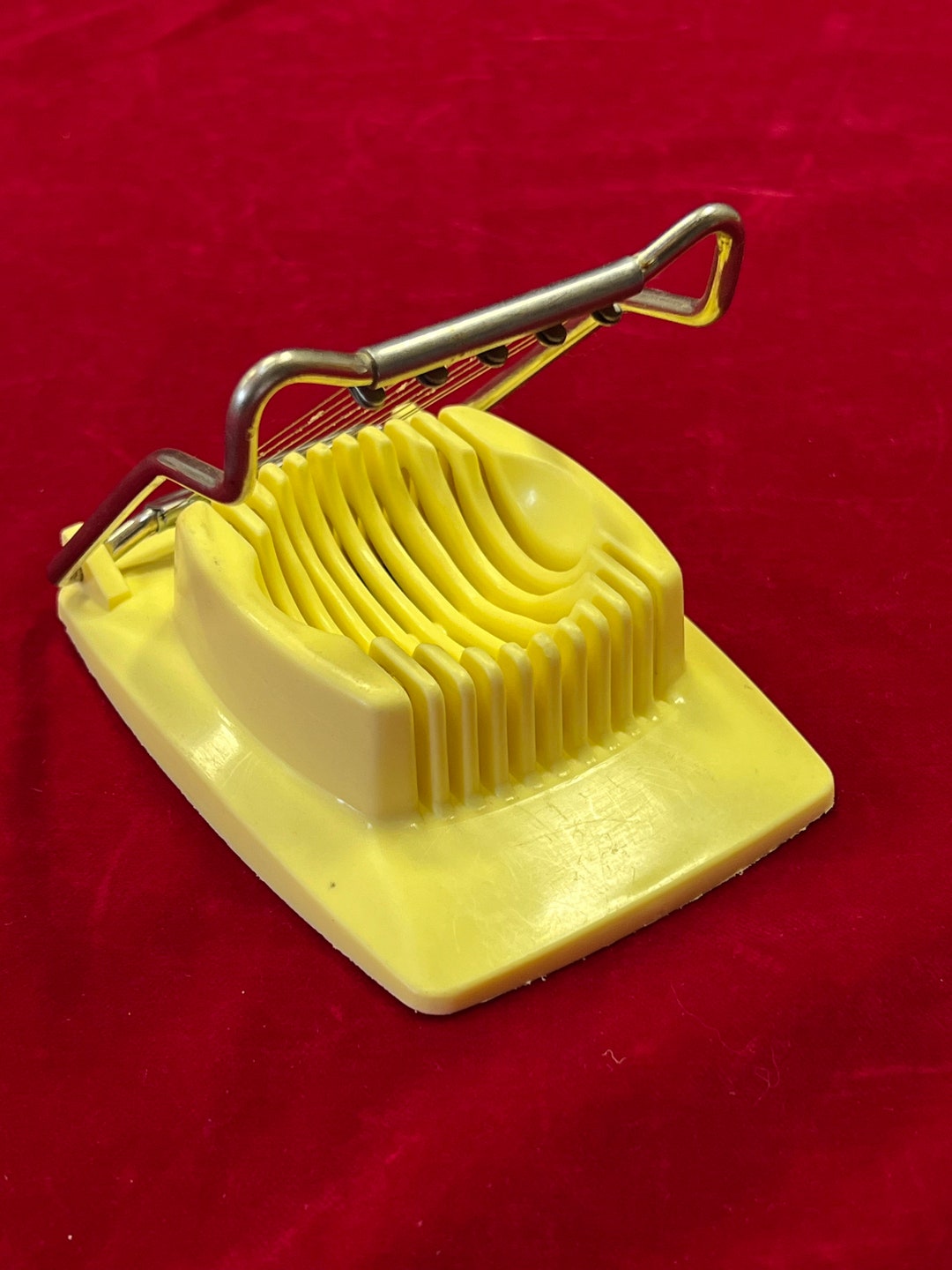 Vintage EKCO Yellow Egg Vegetable Slicer Mandolin Yellow Kitchen ...