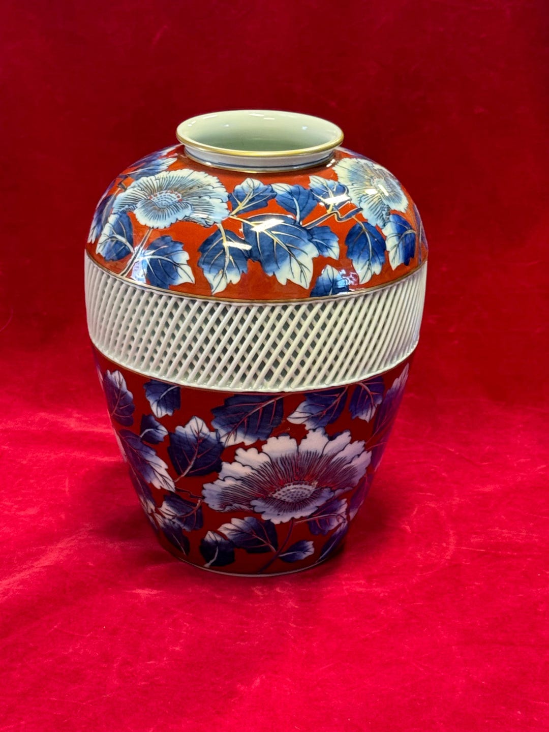 Japanese Fukagawa Seiji Arita Vase Braided Center W/peony Flower Fuji & River Mark Imari Asian ...