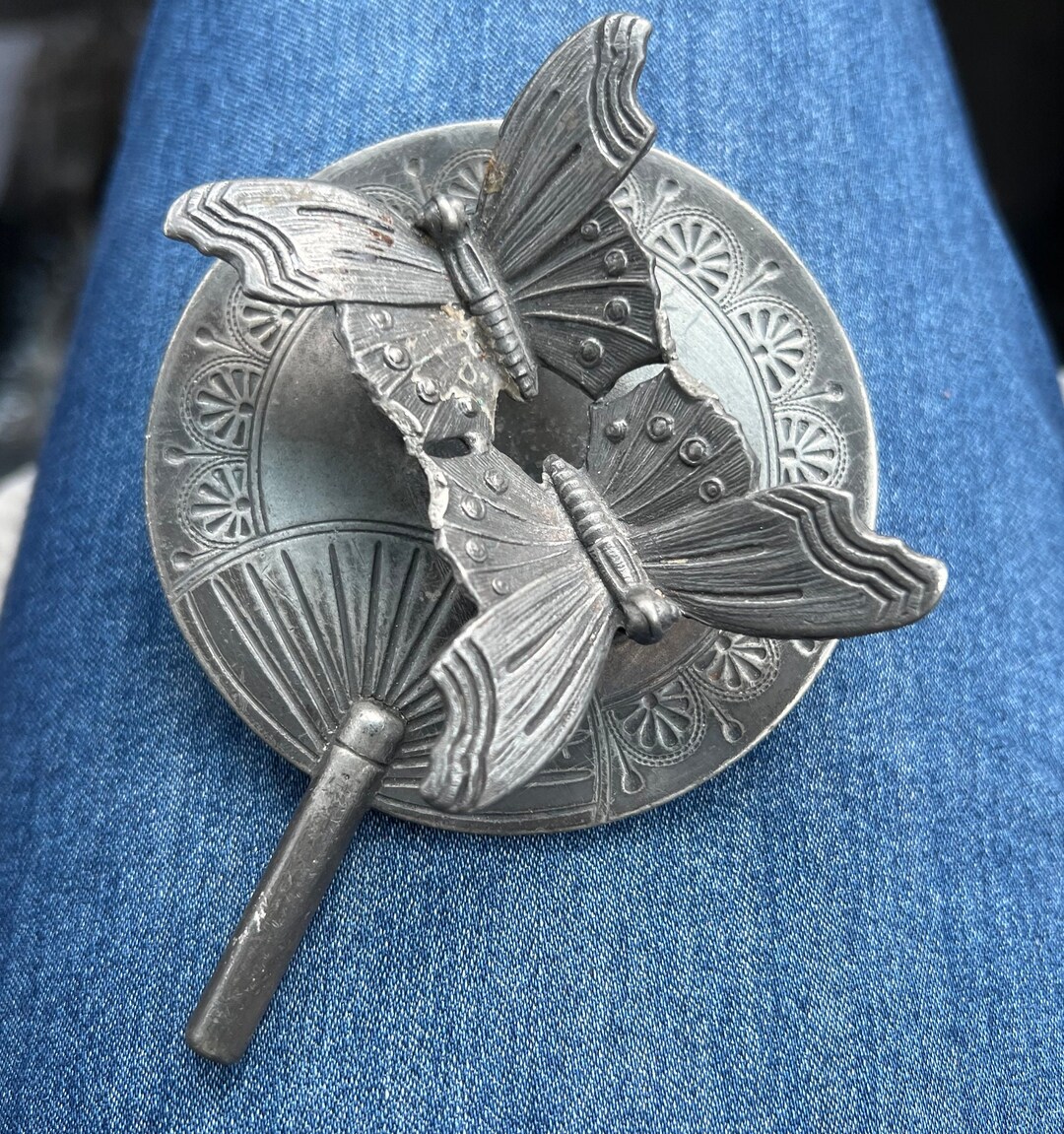 Antique 1800's Meriden B Co Figural Base to Napkin Ring With ...