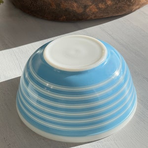 Vintage Pyrex Blue Striped Bowl Number 403 2 1/2 Quart-vintage Pyrex ...