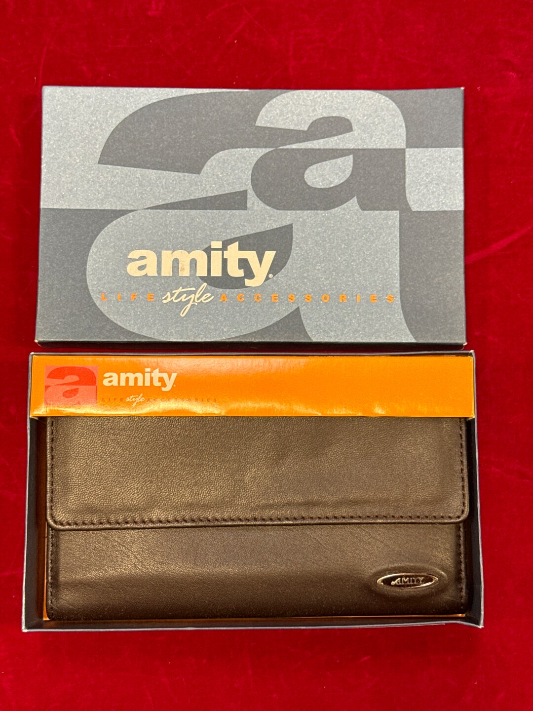 Vintage NOS Men's AMITY Brown Leather Wallet in Original Box With Front ...
