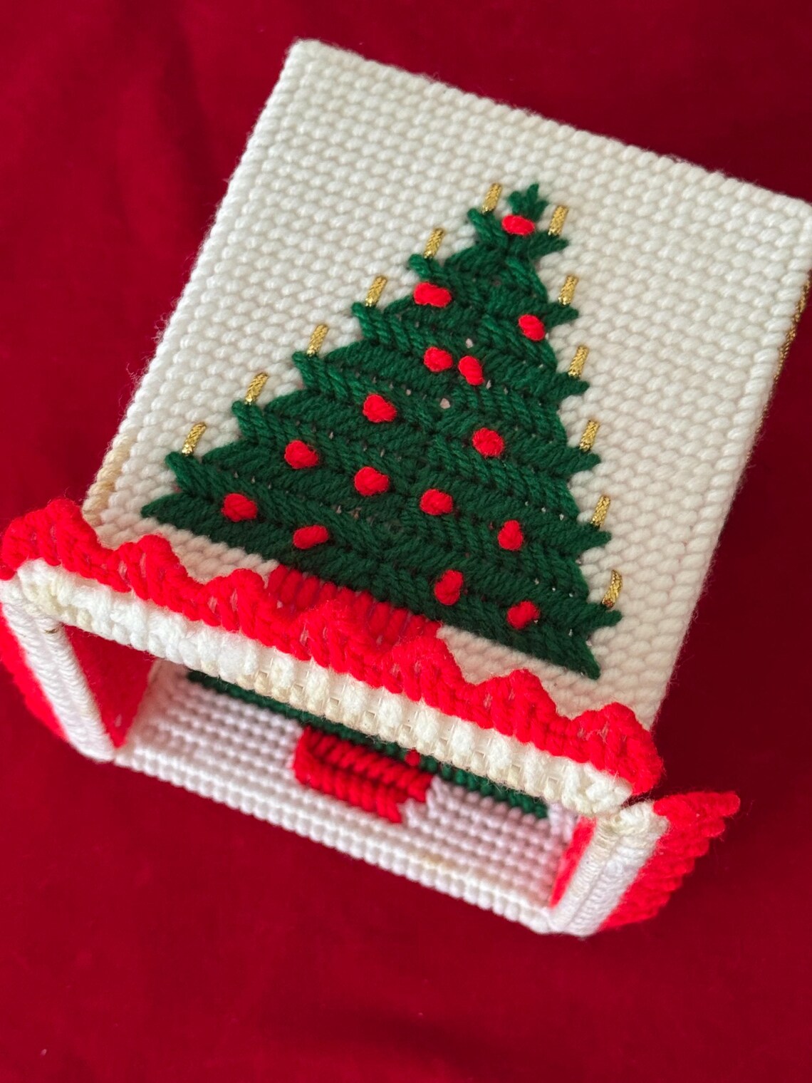 Vintage Handmade Christmas Plastic Canvas Tissue Box Cover Angels and ...
