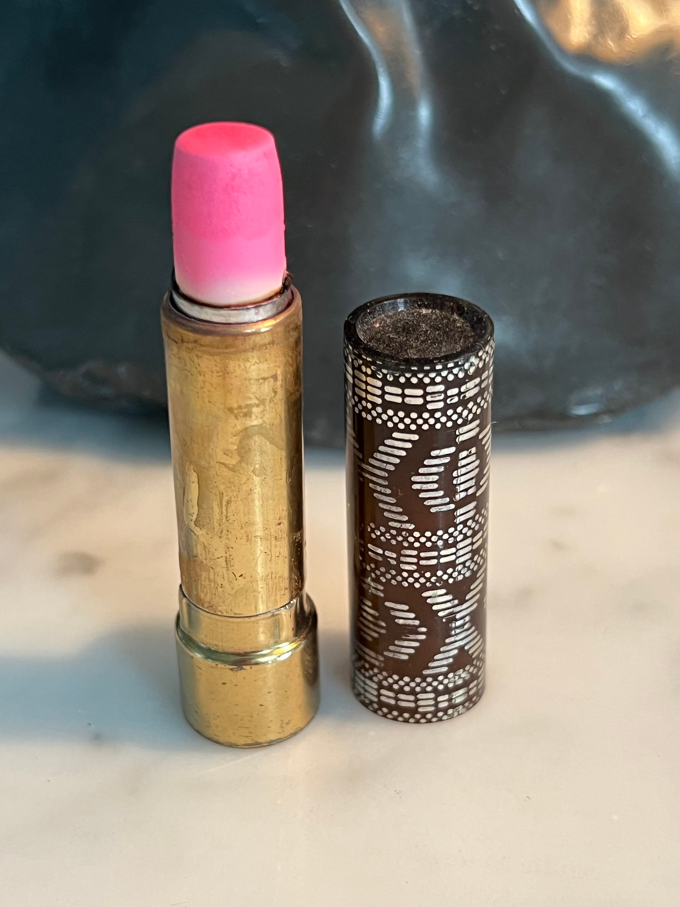 RARE Vintage 1950 60s IRRESISTIBLE Lipstick Navajo Frosted Plum in Black and Gold Metal plastic Tube Irresistible 1950s Lipstick Etsy