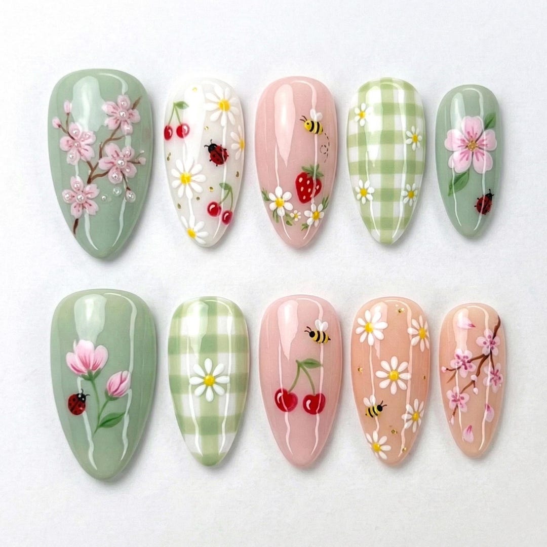 Spring Cottagecore Press on Nails | Pastel Green Gingham & 3D Daisy ...
