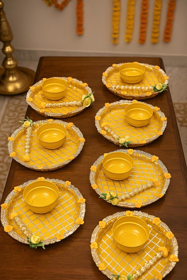 Haldi Tray Decor for Wedding, Mehndi |indian Pakistani Maiyan ...
