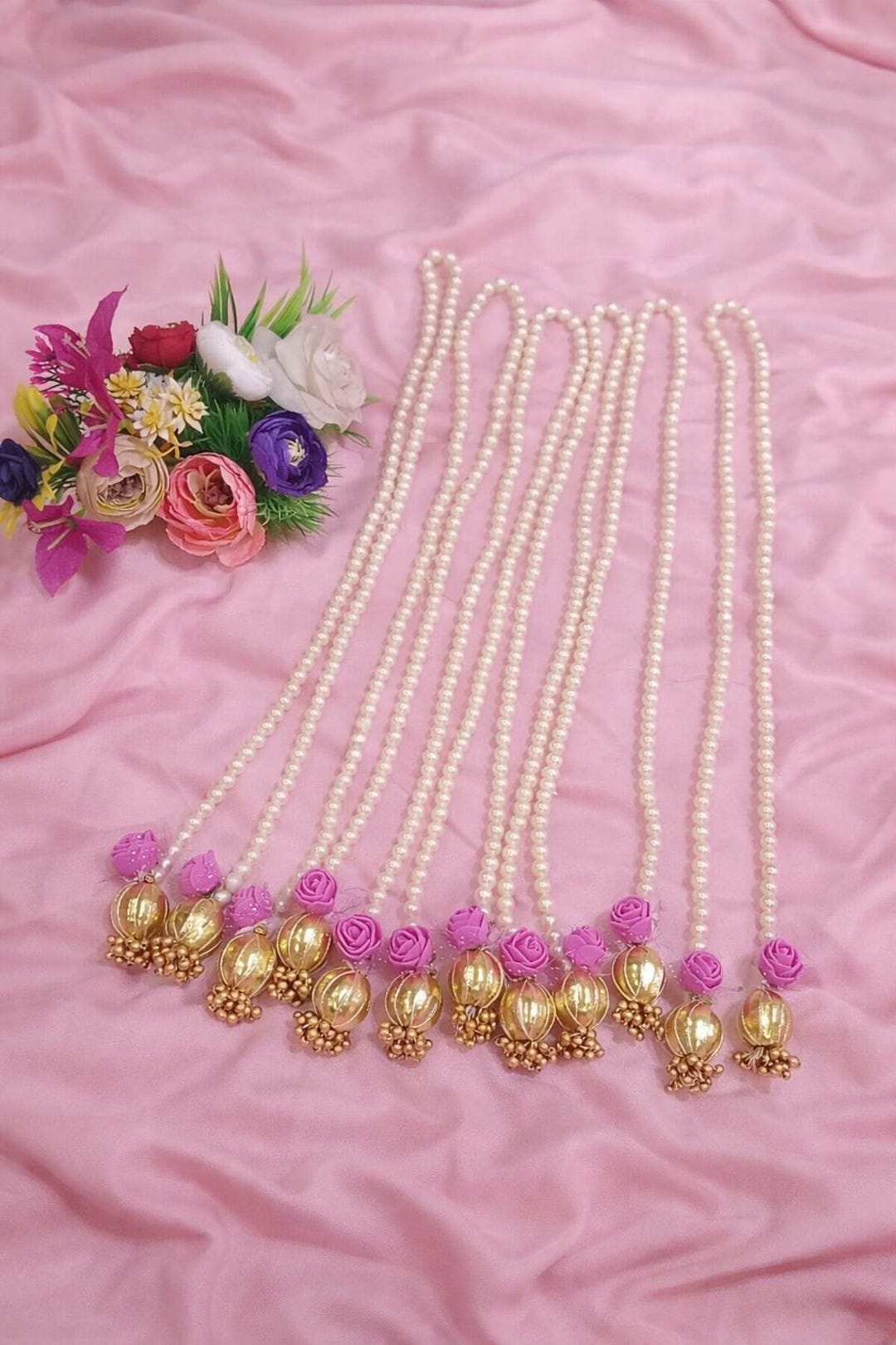 White Beaded Welcome Mala With Pink Artificial Flower,traditional Barat ...