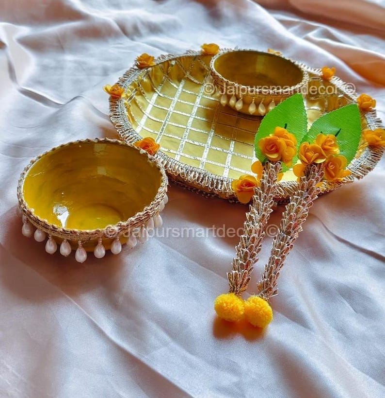 Haldi Tray Decor for Wedding, Mehndi |indian Pakistani Maiyan ...