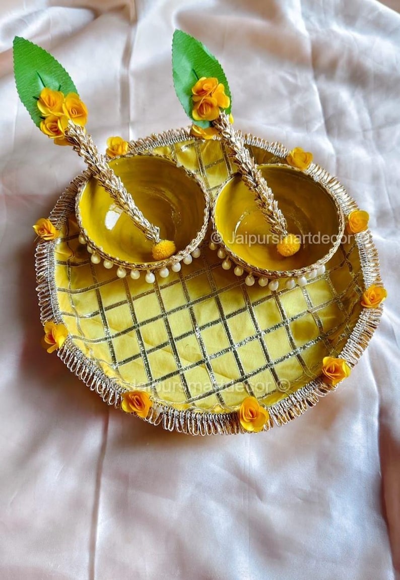 Haldi Tray Decor for Wedding, Mehndi |indian Pakistani Maiyan ...