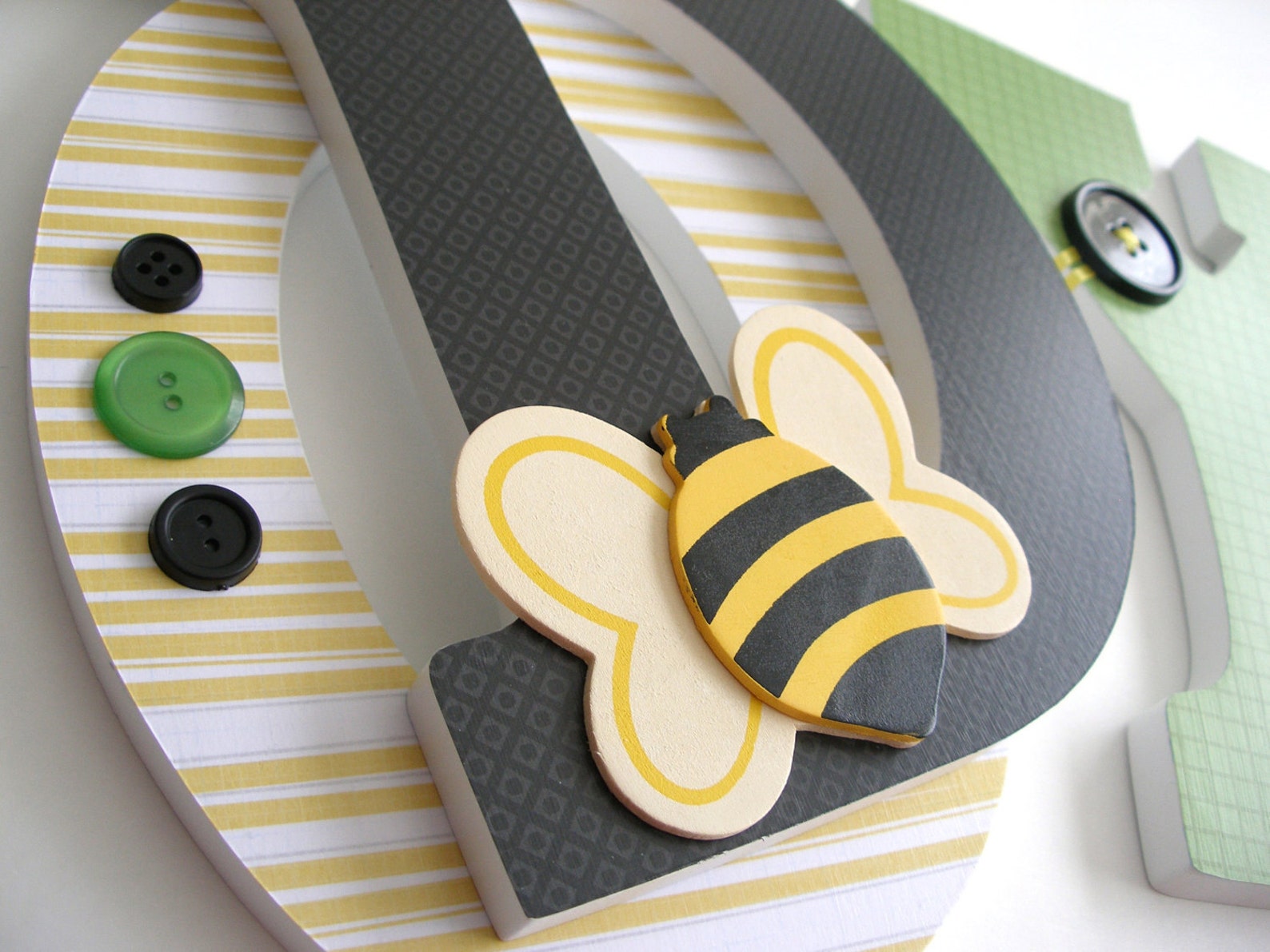 Bumblebee Custom Decorated Wooden Letters Nursery Name Décor - Etsy