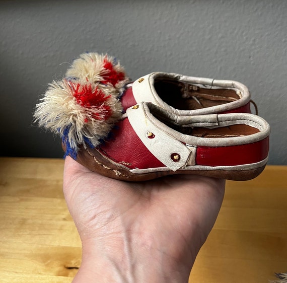 Traditional Greek Tsarouchi Shoes, Artifact, Pom Pom,… - Gem