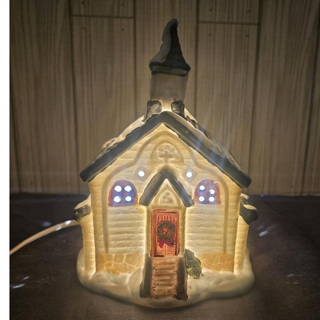 Vtg Lighted Ceramic Church Illuminated Village Decor Handpainted ...