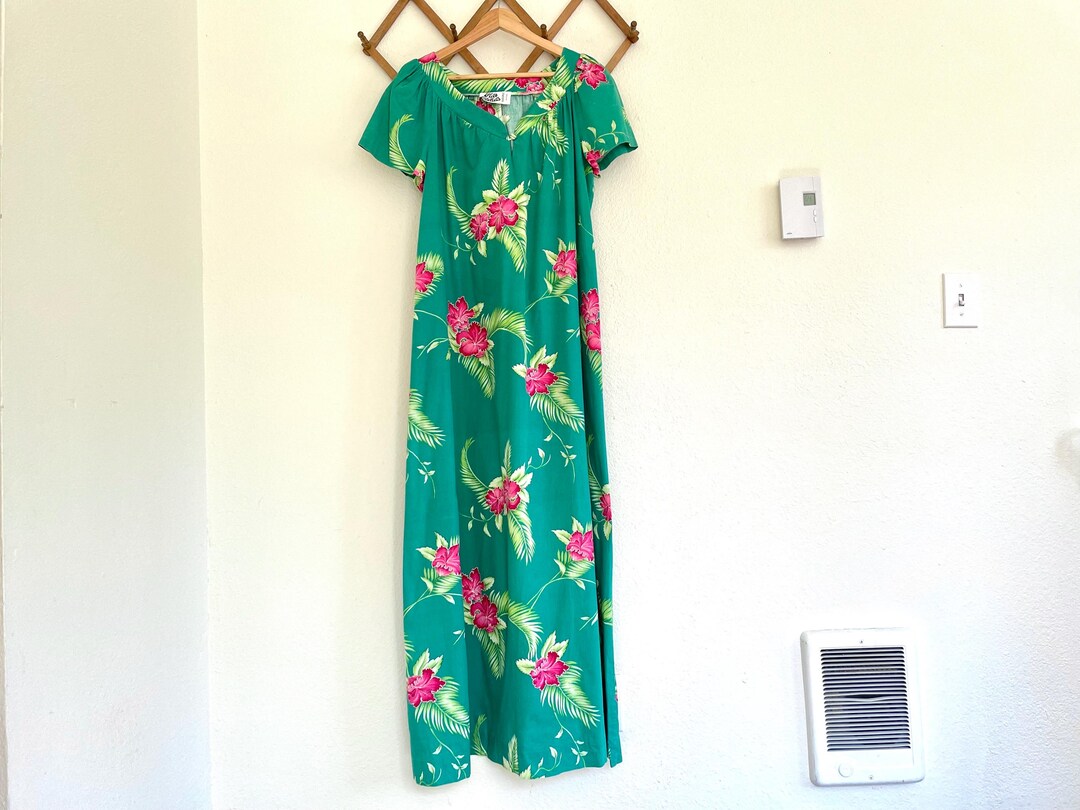 Vintage Green and Pink Tropical Floral Hawaiian Cotton Muumuu Hilo ...