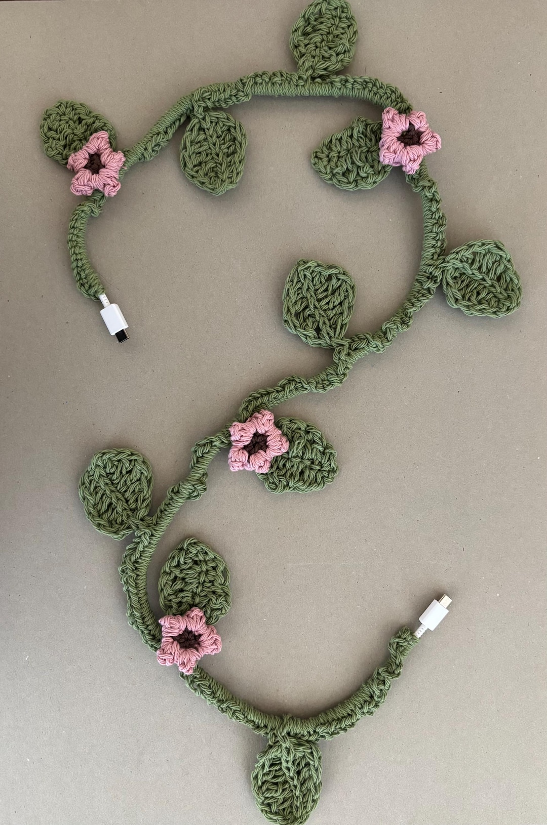 Crocheted Flower & Vine Phone Charger - Etsy