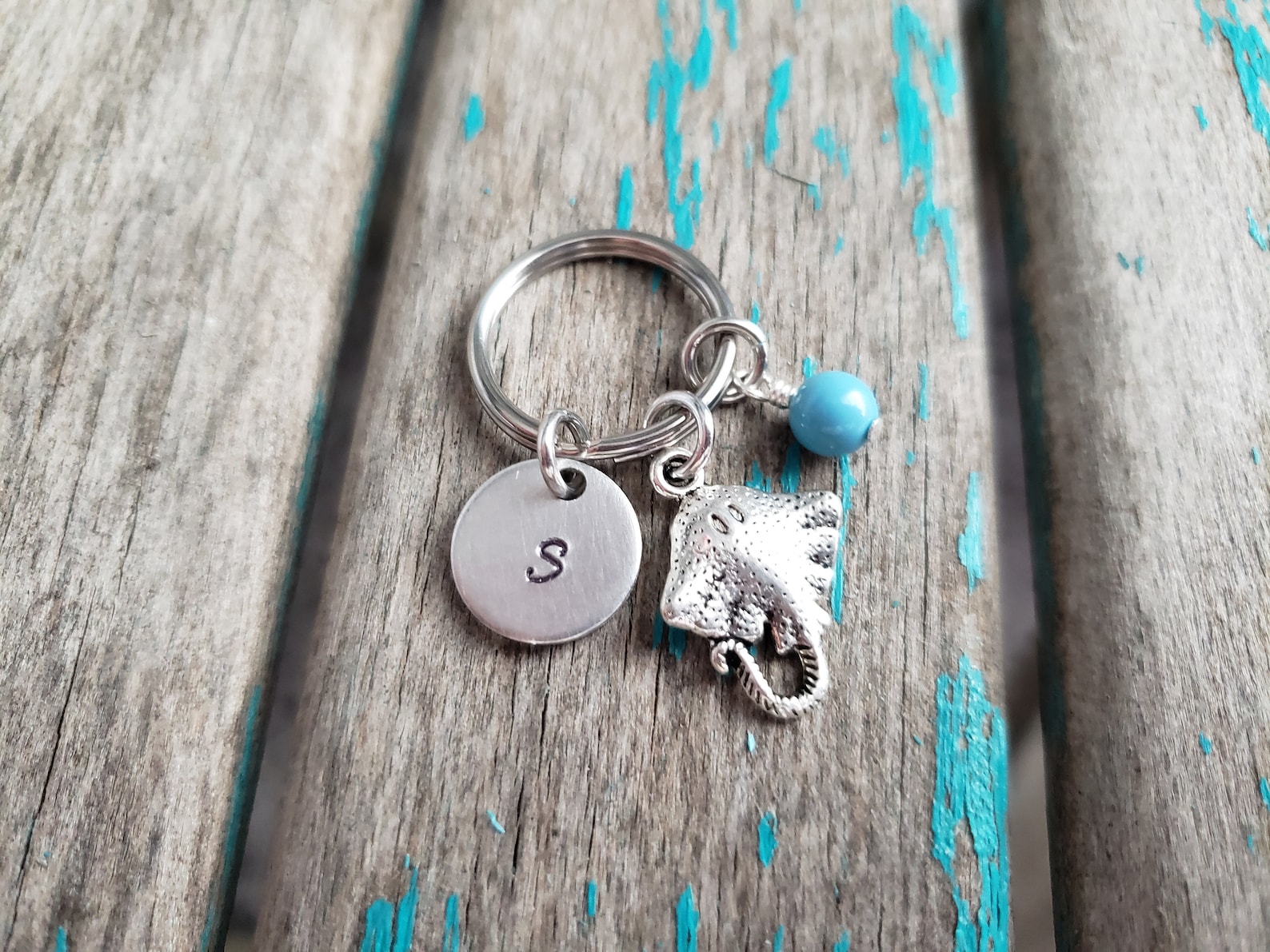 Stingray Keychain With Your Choice of Initial and Accent Bead - Etsy