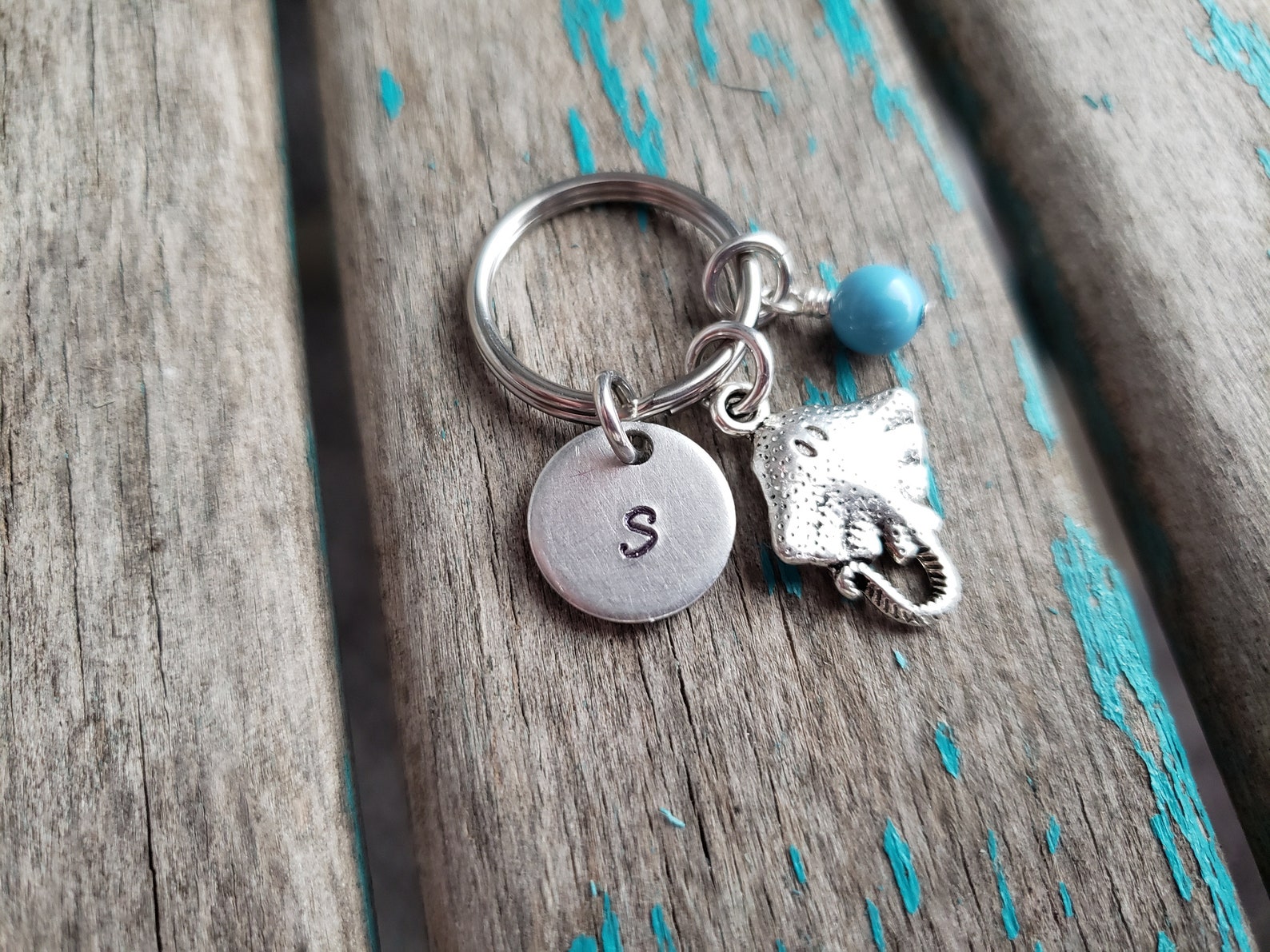 Stingray Keychain With Your Choice of Initial and Accent Bead - Etsy